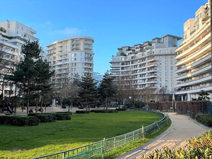 Appartement 2 pièces à Courbevoie, Faubourg de lArche, à louer
