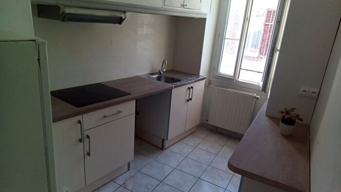 Appartement à louer - Marseille e , Château-Gombert - 2 pièces - 1 chambre