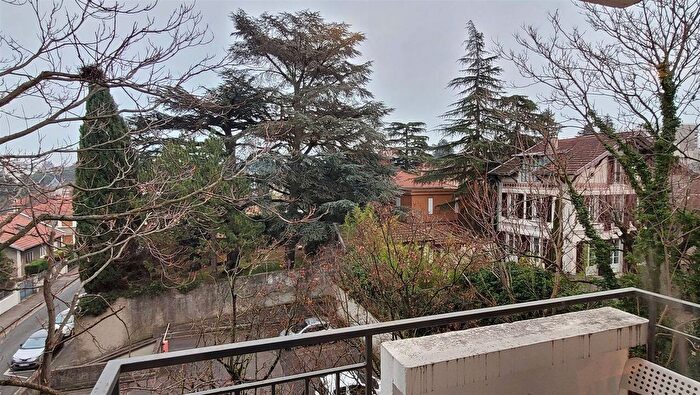 Appartement à louer - Montchat, Lyon ème arrondissement - 1 pièce