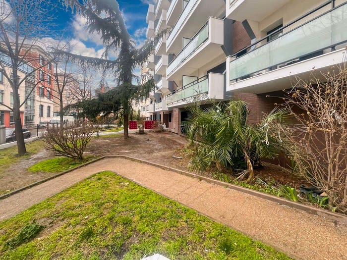 Centre Ville-Gambetta, Clichy : Appartement 3 pièces à louer
