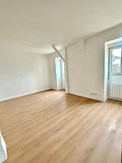 Appartement à louer - Ouest, Lamorlaye - 1 pièce