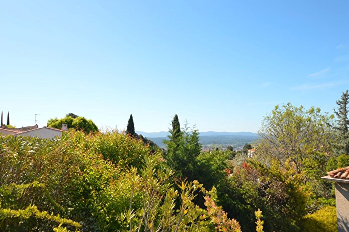 Maison à vendre - Aix-en-Provence, Saint-Donat, Les Platanes - 7 pièces - 5 chambres
