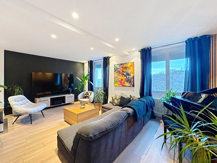 Maison à louer - Rodez, Cité Lalande - 5 pièces - 4 chambres