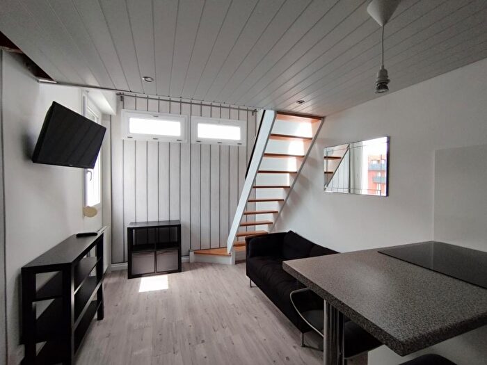 Appartement à louer - Bruz, Centre-ville - 1 pièce - 1 chambre