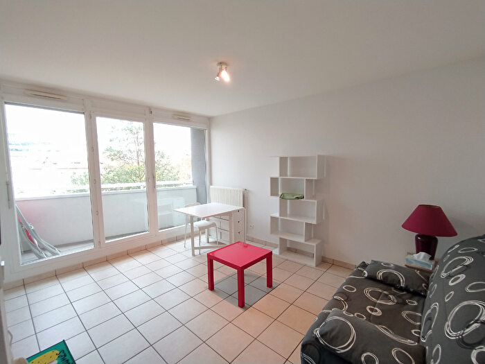 Appartement à louer - Clermont-Ferrand, Chanteranne, La Glacière - 2 pièces - 1 chambre