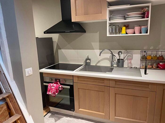 Appartement à louer - Saint Ferjeux, Rosemont, Besançon - 1 pièce - 1 chambre