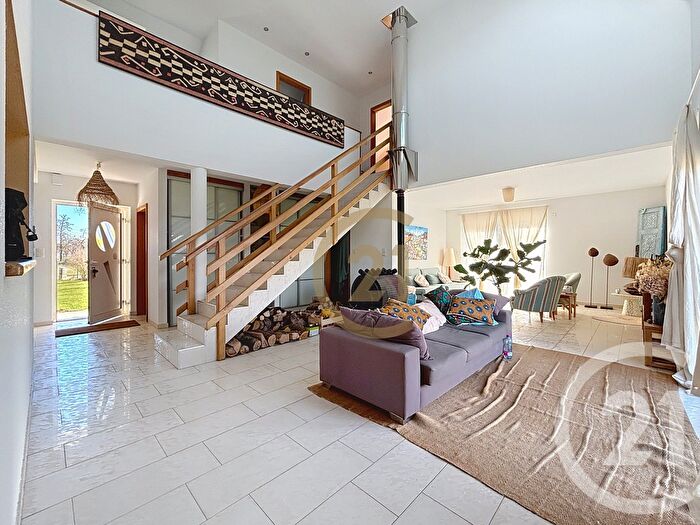 Maison à louer - Lachapelle-sous-Chaux - 6 pièces - 4 chambres