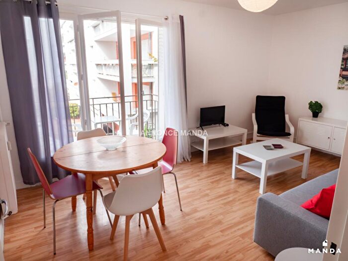 Appartement 3 pièces à Tours, Rabelais, Tonnelle, à louer