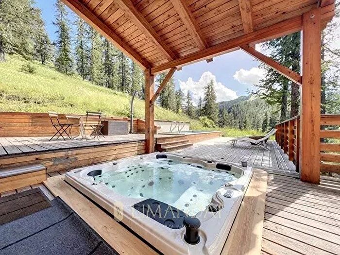 Maison à vendre - Guillaumes - 6 pièces - 4 chambres