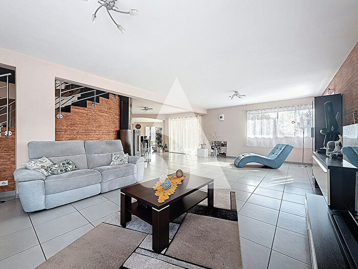 Maison à vendre - Gap, Gap ville - 7 pièces - 5 chambres