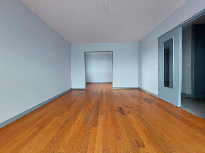 Appartement 4 pièces à louer à Centre, Isle