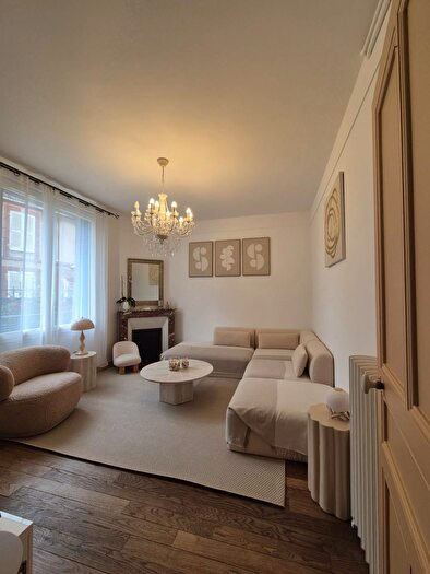 Maison à vendre - Sens, Les Arènes - 6 pièces - 4 chambres