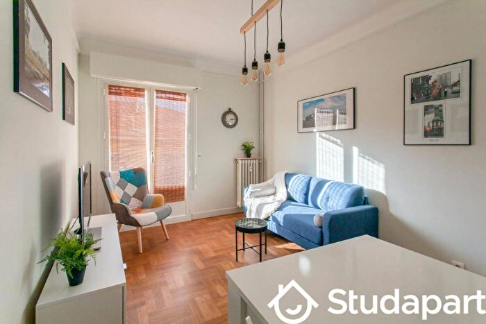 Appartement à louer - Madeleine, Nice - 1 pièce - 4 chambres