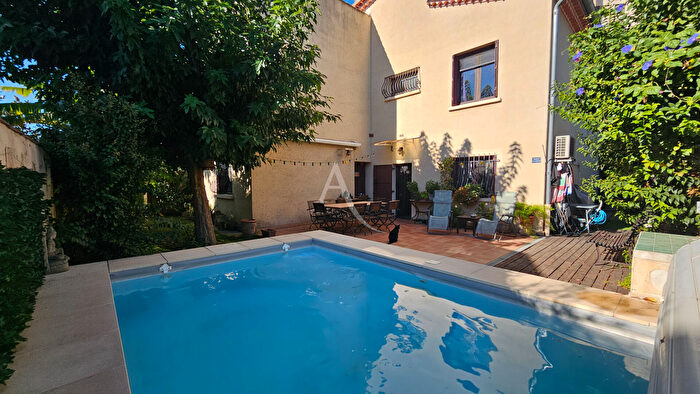 Nîmes, collines - Maison 8 pièces à vendre