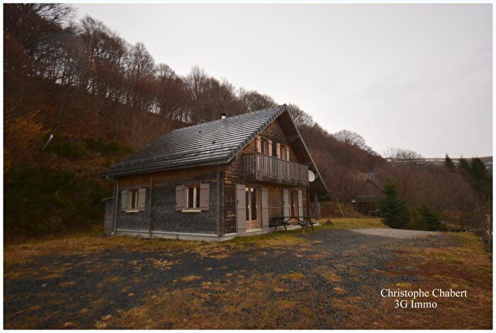 Maison à vendre - Chastreix - 1 pièce - 3 chambres
