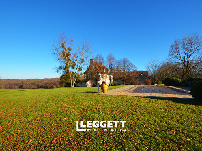 Maison à vendre - Sarrazac - 6 pièces - 4 chambres