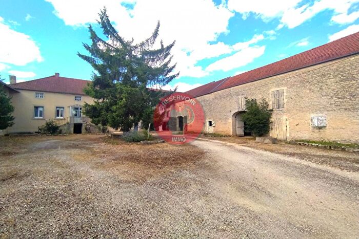 Maison à vendre - Cry - 8 pièces - 5 chambres