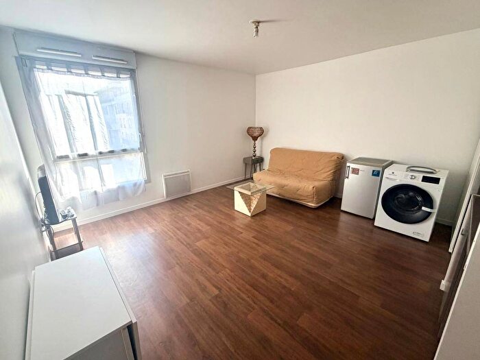 Appartement 1 pièce à louer - Centre Ville, Rosny-sous-Bois