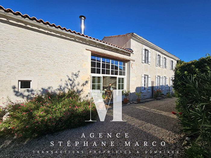 Cozes : Maison 8 pièces à vendre