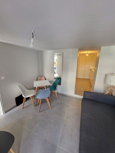 Appartement à louer - Cachan, Centre-ville - 1 pièce