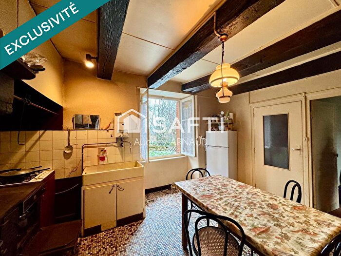 Maison à vendre - Saint-Merd-la-Breuille - 3 pièces - 1 chambre