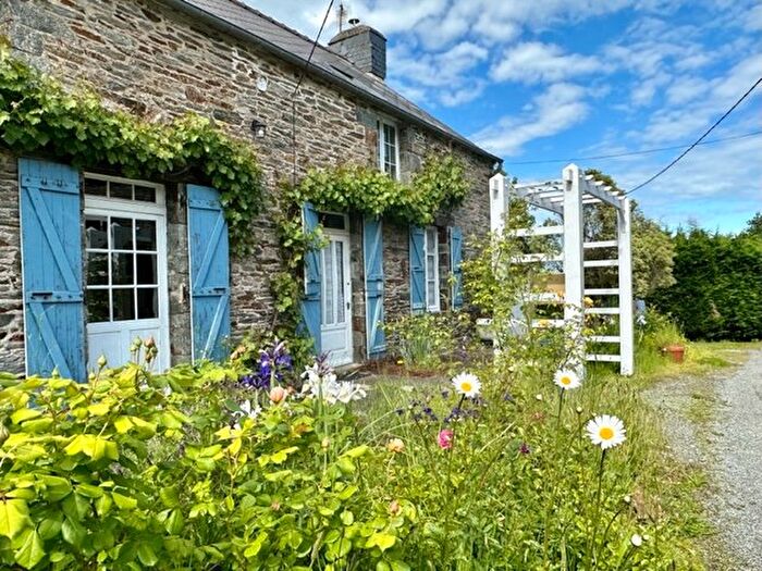 Maison à vendre - La Gacilly - 8 pièces - 6 chambres