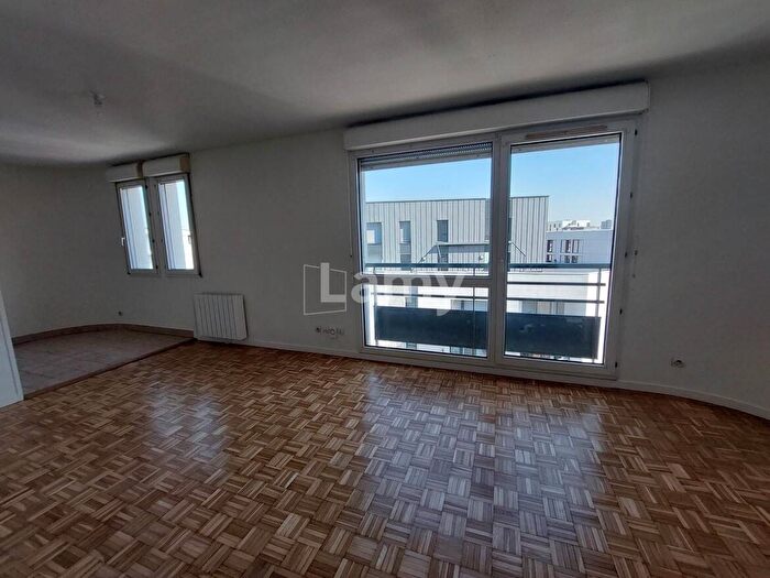 Appartement à louer - Le Bachut, Lyon ème arrondissement - 1 pièce