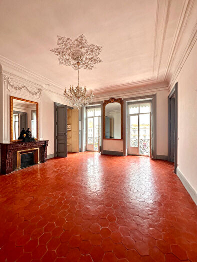 Sète, Centre-ville : Appartement 6 pièces à louer