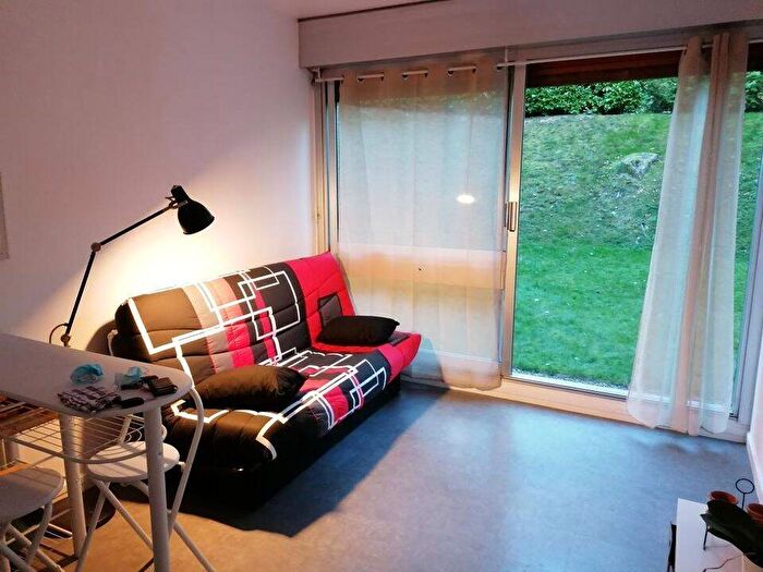 Appartement 1 pièce à louer - Pre Vert, Le Chesnay-Rocquencourt