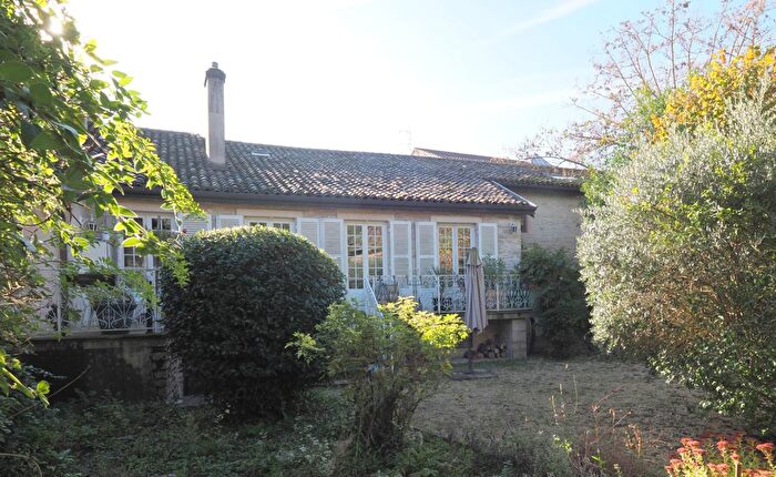 Maison 15 pièces à vendre - Tournus