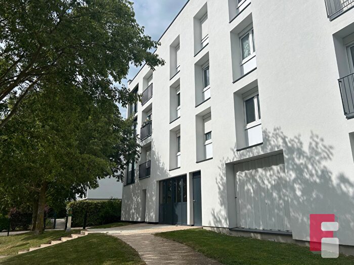 La Chapelle-Saint-Luc - Appartement 4 pièces à vendre