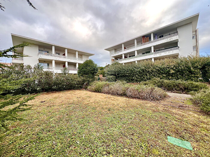 Appartement à vendre - Marseille e , Château-Gombert - 2 pièces - 1 chambre