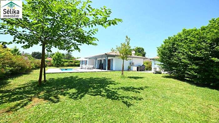 Maison à vendre - La Teste-de-Buch, LEnclos dAlis, Notre-Dame des Monts, Ninots, Miquelots - 6 pièces - 4 chambres