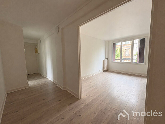 Appartement 3 pièces à vendre à Saint-Denis, République, Gare