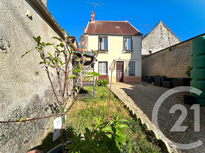 Maison à vendre - Étampes, Centre-Ville - 3 pièces - 2 chambres