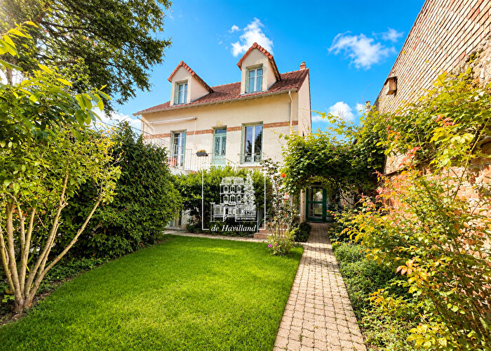Maison 6 pièces à Garches, à louer