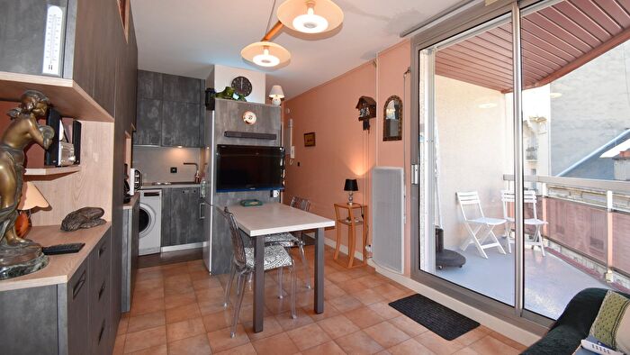 Appartement 2 pièces à Vichy, Thermal, à vendre