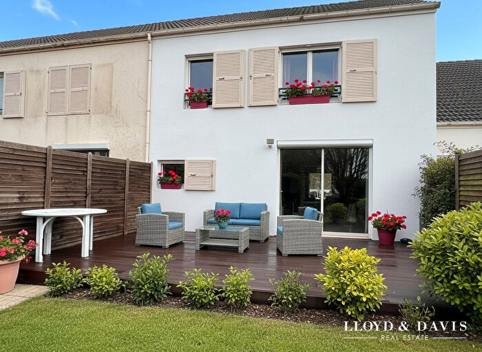 Maison à vendre - Rambouillet, Villeneuve, Hippodrome - 4 pièces - 3 chambres