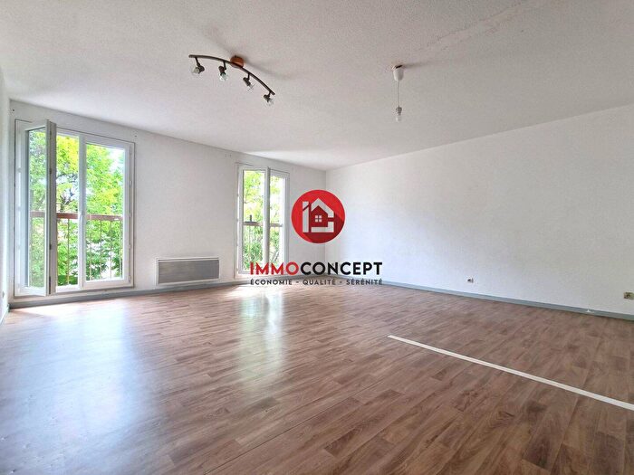 Appartement 4 pièces à louer - Roquemaure