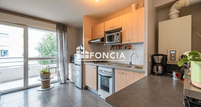 Appartement à vendre - Le Plessis-Trévise, François Mansard - 2 pièces - 1 chambre