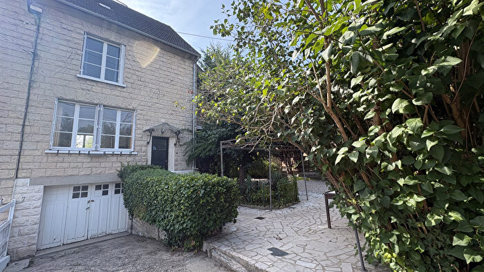Maison 6 pièces à vendre à Cires-lès-Mello