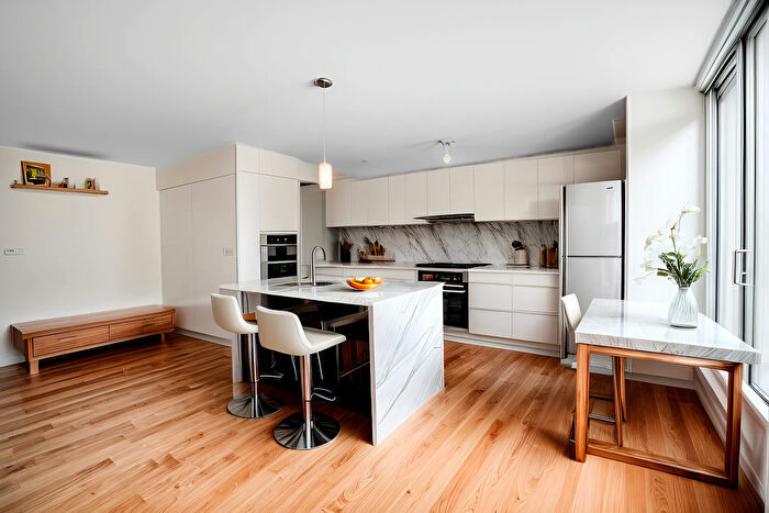 Maison à vendre - Champagné-les-Marais - 6 pièces - 4 chambres