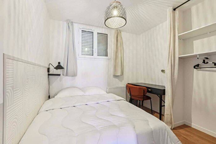 Appartement 1 pièce à Delaune, Villejuif, à louer