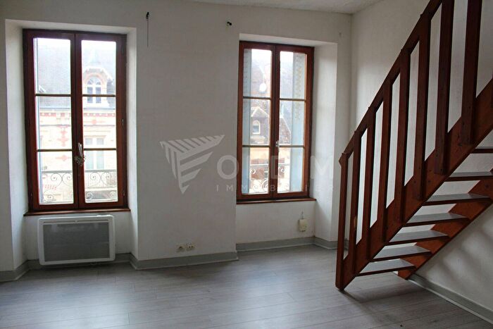 Appartement 2 pièces à louer - Bourg et Hameaux Rive Droite, Villeneuve-sur-Yonne