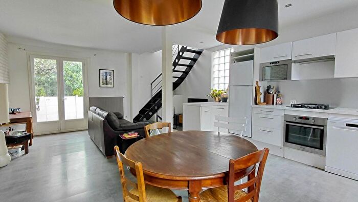 Maison 5 pièces à Enghien-les-Bains, à vendre