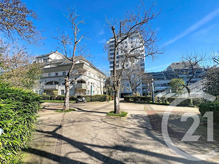 Appartement à vendre - Noisy-le-Grand, Ouest - 3 pièces - 2 chambres