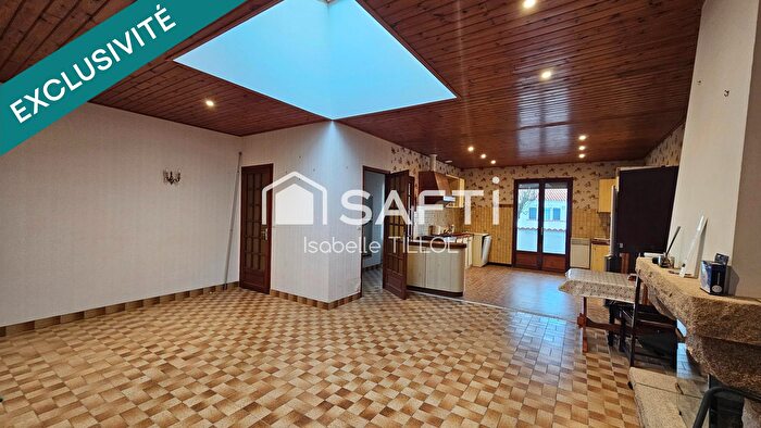 Maison à vendre - Saint-Michel-en-lHerm - 4 pièces - 3 chambres