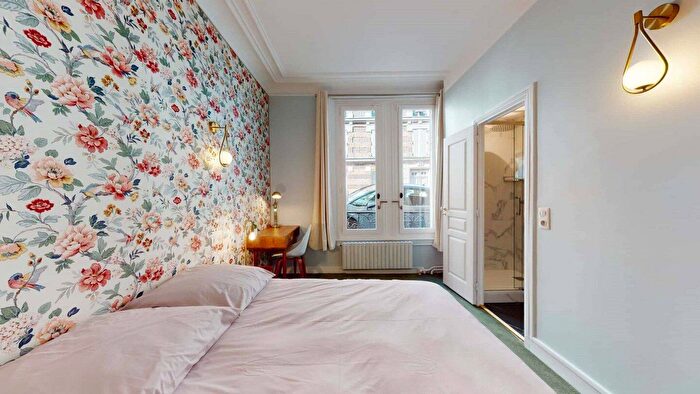 Appartement à louer - Montmartre, Paris ème arrondissement - 1 pièce