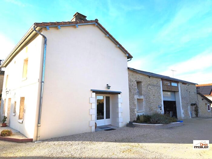 Maison à vendre - Genac - 5 pièces - 3 chambres