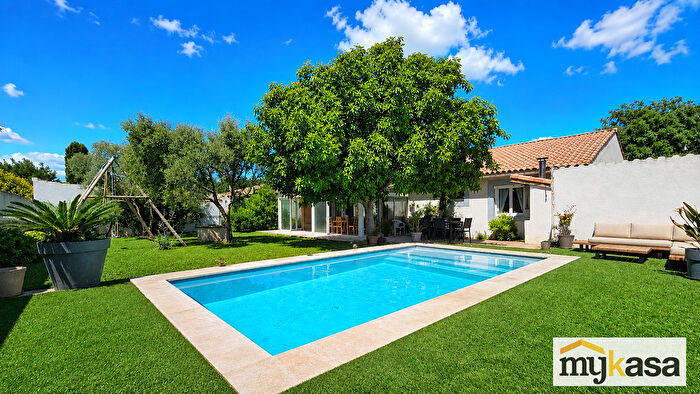 Maison 4 pièces à vendre à Eyguières